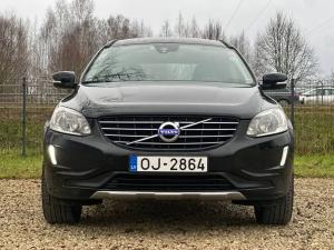 Black Volvo XC60 2017 in Jelgava, with an engine capacity of 2.40 L and mileage of 263 thousand km for 13990 €, photo 3 on AUTOMOTO.COM.LV