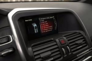 Black Volvo XC60 2017 in Jelgava, with an engine capacity of 2.40 L and mileage of 431 thousand km for 10900 €, photo 24 on AUTOMOTO.COM.LV