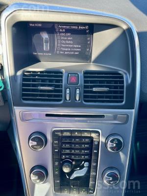 Black Volvo XC60 2017 in Riga, with an engine capacity of 2.00 L and mileage of 0 thousand km for 15500 €, photo 10 on AUTOMOTO.COM.LV