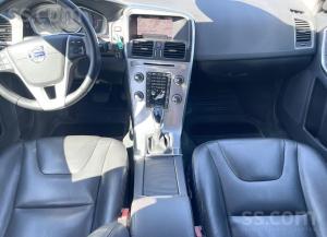 Black Volvo XC60 2017 in Riga, with an engine capacity of 2.00 L and mileage of 0 thousand km for 15500 €, photo 11 on AUTOMOTO.COM.LV