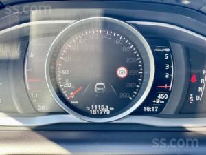 Black Volvo XC60 2017 in Riga, with an engine capacity of 2.00 L and mileage of 0 thousand km for 15500 €, photo 16 on AUTOMOTO.COM.LV