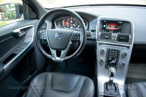 Melns Volvo XC60 2017 Tallina, ar dzinēja tilpumu 2.40 L un nobraukumu 200 tūkst. km par 17900 €, foto 4 vietnē AUTOMOTO.COM.LV