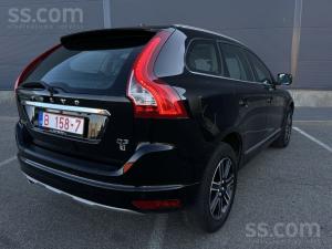Black Volvo XC60 2017 in Riga, with an engine capacity of 2.00 L and mileage of 247 thousand km for 13900 €, photo 5 on AUTOMOTO.COM.LV