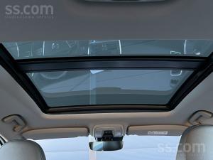 Black Volvo XC60 2017 in Riga, with an engine capacity of 2.00 L and mileage of 247 thousand km for 13900 €, photo 9 on AUTOMOTO.COM.LV
