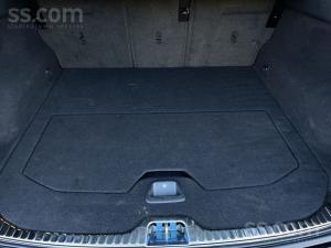 Black Volvo XC60 2017 in Riga, with an engine capacity of 2.00 L and mileage of 247 thousand km for 13900 €, photo 19 on AUTOMOTO.COM.LV