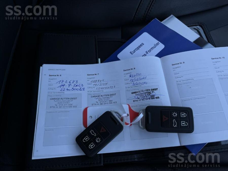 Black Volvo XC60 2017 in Riga, with an engine capacity of 2.00 L and mileage of 247 thousand km for 13900 €, photo 26 on AUTOMOTO.COM.LV