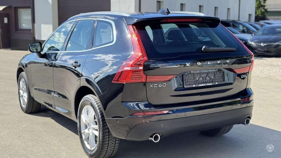 Black Volvo XC60 2017 in Telschi, with an engine capacity of 1.97 L and mileage of 208 thousand km for 19900 €, photo 8 on AUTOMOTO.COM.LV