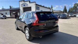 Black Volvo XC60 2017 in Telschi, with an engine capacity of 1.97 L and mileage of 208 thousand km for 19900 €, photo 9 on AUTOMOTO.COM.LV