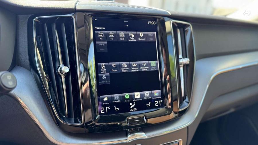 Black Volvo XC60 2017 in Telschi, with an engine capacity of 1.97 L and mileage of 208 thousand km for 19900 €, photo 28 on AUTOMOTO.COM.LV
