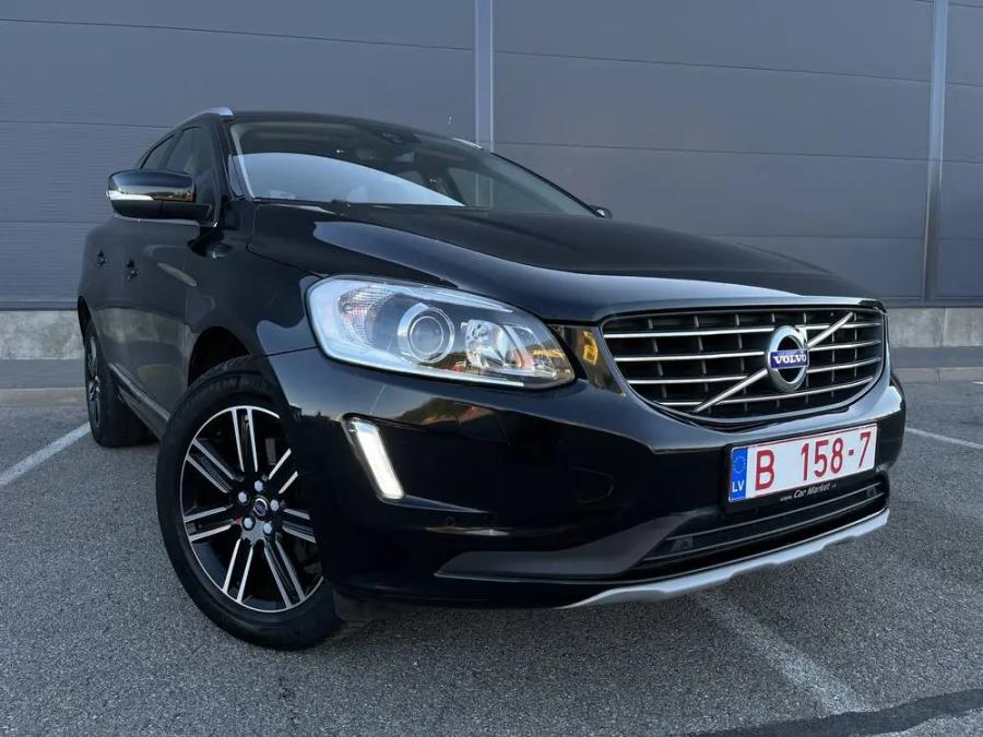 Black Volvo XC60 2017 in Riga, with an engine capacity of 2.00 L and mileage of 247 thousand km for 13900 €, photo 3 on AUTOMOTO.COM.LV