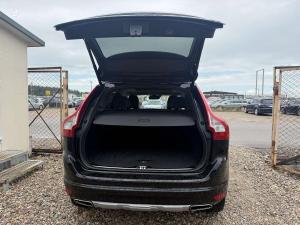 Black Volvo XC60 2017 in Vilnius, with an engine capacity of 1.97 L and mileage of 249 thousand km for 11800 €, photo 10 on AUTOMOTO.COM.LV
