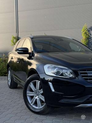 Black Volvo XC60 2017 in Vilnius, with an engine capacity of 1.97 L and mileage of 165 thousand km for 14500 €, photo 35 on AUTOMOTO.COM.LV