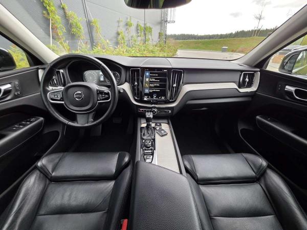 Melns Volvo XC60 2017 Viļņa, ar dzinēja tilpumu 1.97 L un nobraukumu 243 tūkst. km par 20800 €, foto 10 vietnē AUTOMOTO.COM.LV
