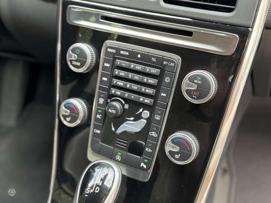 Melns Volvo XC60 2017 Kauņa, ar dzinēja tilpumu 1.97 L un nobraukumu 207 tūkst. km par 13200 €, foto 13 vietnē AUTOMOTO.COM.LV