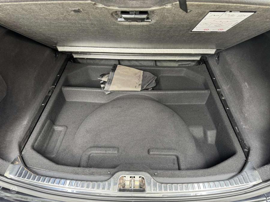 Melns Volvo XC60 2017 Kauņa, ar dzinēja tilpumu 1.97 L un nobraukumu 207 tūkst. km par 13200 €, foto 28 vietnē AUTOMOTO.COM.LV
