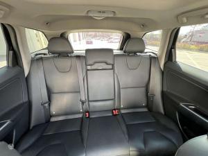 Black Volvo XC60 2017 in Vilnius, with an engine capacity of 2.40 L and mileage of 165 thousand km for 16500 €, photo 26 on AUTOMOTO.COM.LV