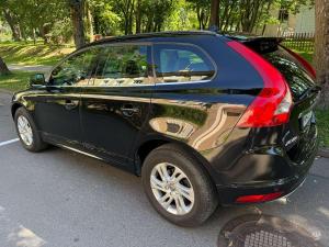 Black Volvo XC60 2017 in Vilnius, with an engine capacity of 1.97 L and mileage of 411 thousand km for 7600 €, photo  on AUTOMOTO.COM.LV