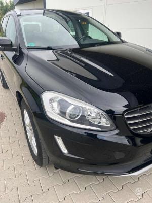 Black Volvo XC60 2017 in Vilnius, with an engine capacity of 2.40 L and mileage of 185 thousand km for 16500 €, photo 25 on AUTOMOTO.COM.LV