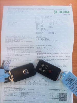 Black Volvo XC60 2017 in Vilnius, with an engine capacity of 2.40 L and mileage of 185 thousand km for 16500 €, photo 31 on AUTOMOTO.COM.LV