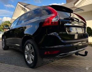 Black Volvo XC60 2017 in Kaunas, with an engine capacity of 1.97 L and mileage of 240 thousand km for 13900 €, photo 21 on AUTOMOTO.COM.LV