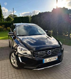 Black Volvo XC60 2017 in Kaunas, with an engine capacity of 1.97 L and mileage of 240 thousand km for 13900 €, photo 27 on AUTOMOTO.COM.LV