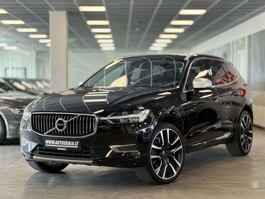 Black Volvo XC60 2017 in Klaipeda, with an engine capacity of 2.00 L and mileage of 300 thousand km for 21500 €, photo 17 on AUTOMOTO.COM.LV