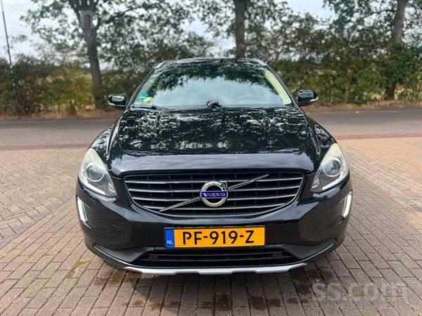Melns Volvo XC60 2017 Rīga, ar dzinēja tilpumu 2.40 L un nobraukumu 220 tūkst. km par 13490 €, foto 6 vietnē AUTOMOTO.COM.LV