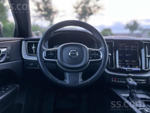 Melns Volvo XC60 2017 Jelgava, ar dzinēja tilpumu 2.00 L un nobraukumu 138 tūkst. km par 23400 €, foto 17 vietnē AUTOMOTO.COM.LV