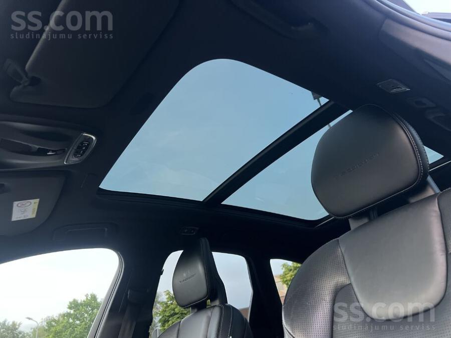 Melns Volvo XC60 2017 Jelgava, ar dzinēja tilpumu 2.00 L un nobraukumu 138 tūkst. km par 23400 €, foto 22 vietnē AUTOMOTO.COM.LV