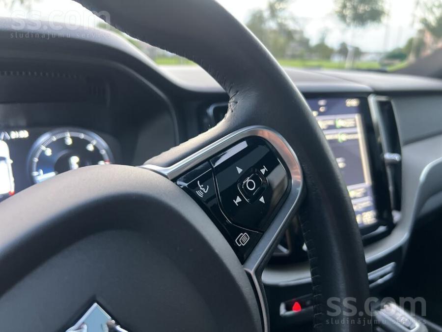 Melns Volvo XC60 2017 Jelgava, ar dzinēja tilpumu 2.00 L un nobraukumu 138 tūkst. km par 23400 €, foto 26 vietnē AUTOMOTO.COM.LV