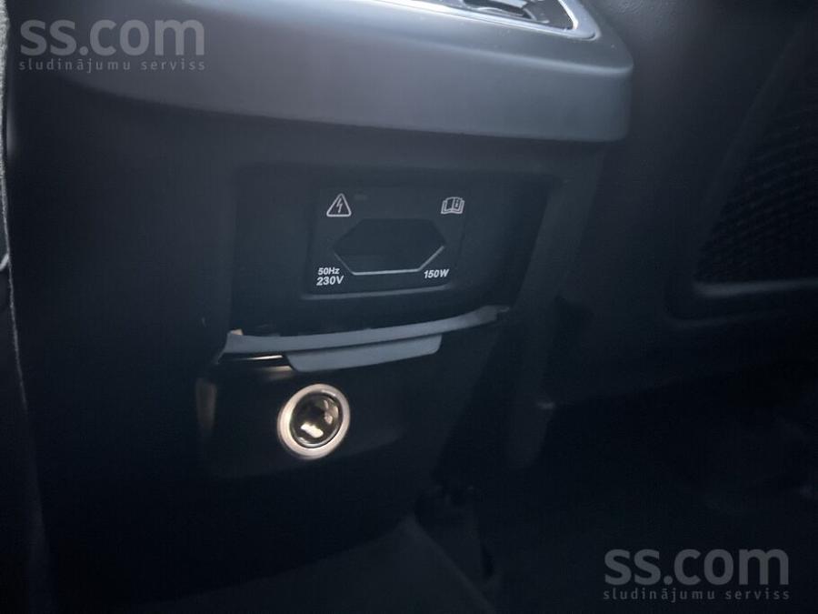 Melns Volvo XC60 2017 Jelgava, ar dzinēja tilpumu 2.00 L un nobraukumu 138 tūkst. km par 23400 €, foto 29 vietnē AUTOMOTO.COM.LV