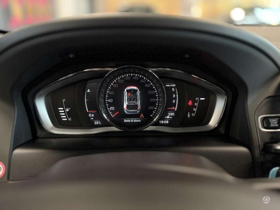 Melns Volvo XC60 2017 Klaipėda, ar dzinēja tilpumu 1.97 L un nobraukumu 239 tūkst. km par 14250 €, foto 22 vietnē AUTOMOTO.COM.LV