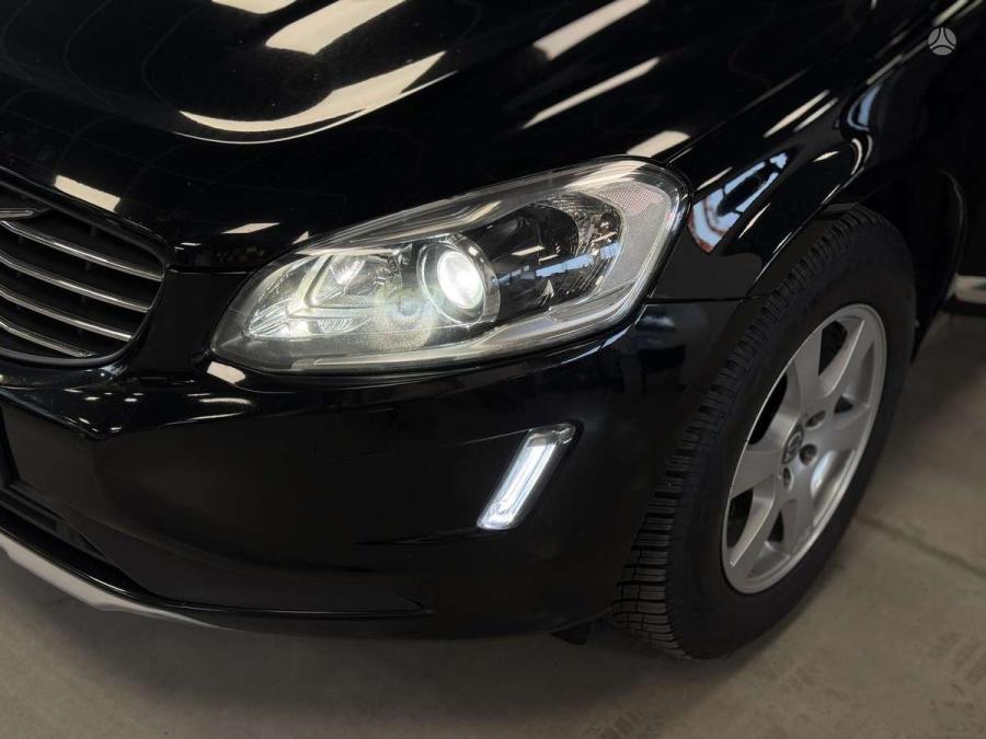 Melns Volvo XC60 2017 Klaipėda, ar dzinēja tilpumu 1.97 L un nobraukumu 239 tūkst. km par 14250 €, foto 28 vietnē AUTOMOTO.COM.LV