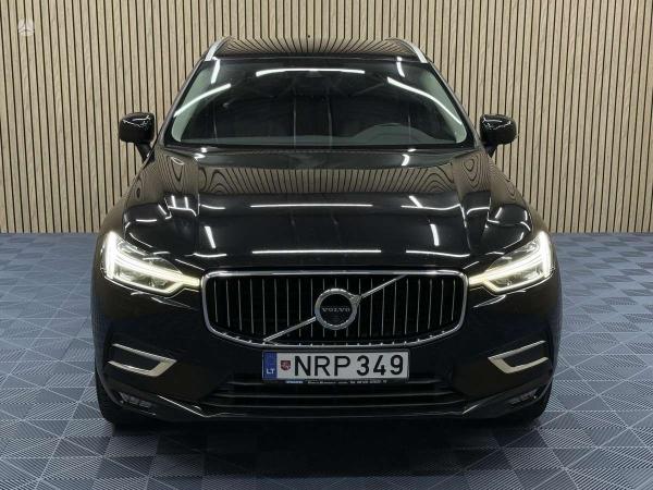 Black Volvo XC60 2017 in Marijampole, with an engine capacity of 2.40 L and mileage of 152 thousand km for 19999 €, photo 3 on AUTOMOTO.COM.LV