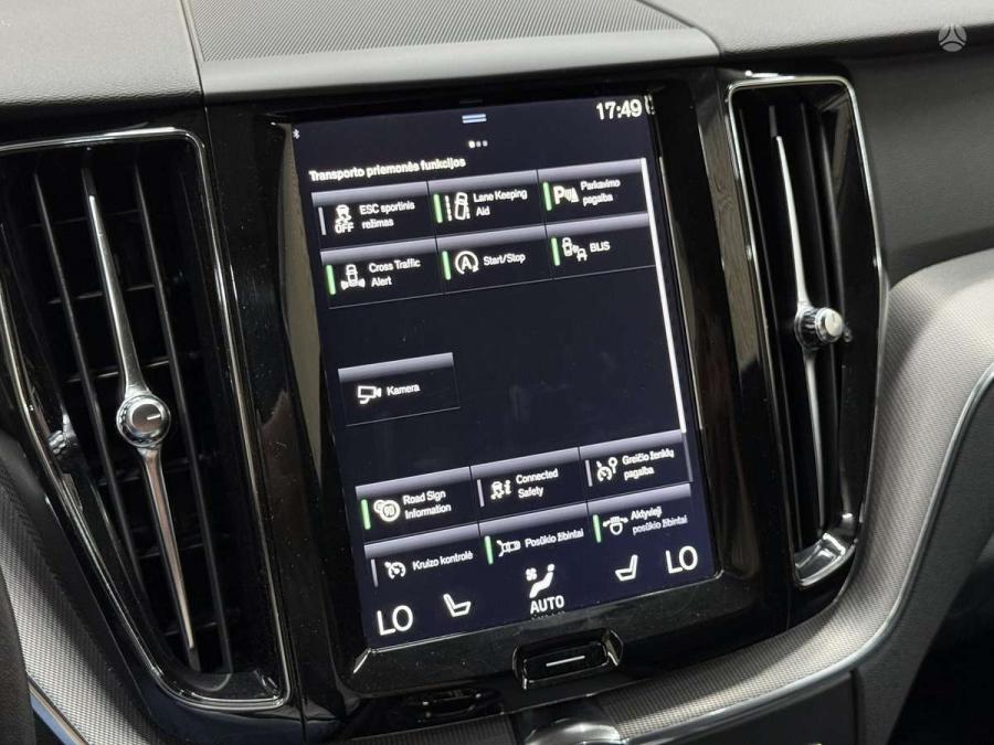 Melns Volvo XC60 2017 Marijampole, ar dzinēja tilpumu 2.40 L un nobraukumu 152 tūkst. km par 19999 €, foto 30 vietnē AUTOMOTO.COM.LV