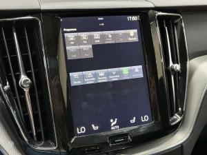 Melns Volvo XC60 2017 Marijampole, ar dzinēja tilpumu 2.40 L un nobraukumu 152 tūkst. km par 19999 €, foto 32 vietnē AUTOMOTO.COM.LV