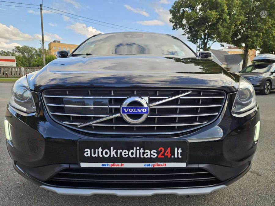 Melns Volvo XC60 2017 Šauļi, ar dzinēja tilpumu 2.40 L un nobraukumu 269 tūkst. km par 14950 €, foto 3 vietnē AUTOMOTO.COM.LV