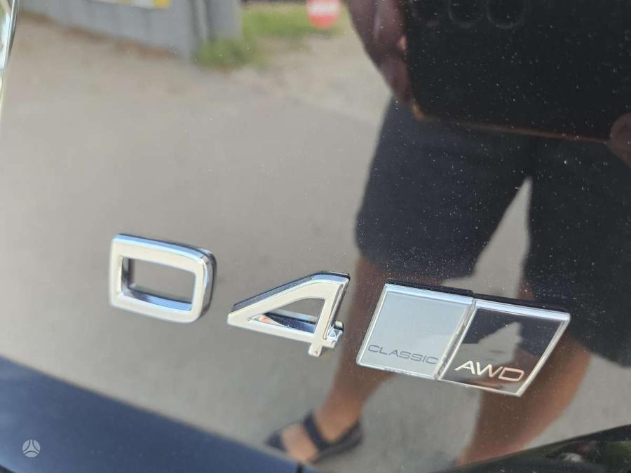 Melns Volvo XC60 2017 Šauļi, ar dzinēja tilpumu 2.40 L un nobraukumu 269 tūkst. km par 14950 €, foto 14 vietnē AUTOMOTO.COM.LV