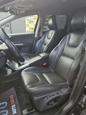 Melns Volvo XC60 2017 Šauļi, ar dzinēja tilpumu 2.40 L un nobraukumu 269 tūkst. km par 14950 €, foto 17 vietnē AUTOMOTO.COM.LV