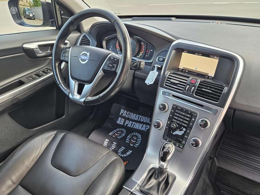 Melns Volvo XC60 2017 Šauļi, ar dzinēja tilpumu 2.40 L un nobraukumu 269 tūkst. km par 14950 €, foto 19 vietnē AUTOMOTO.COM.LV