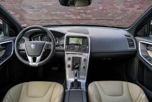 Black Volvo XC60 2017 in Marijampole, with an engine capacity of 1.97 L and mileage of 178 thousand km for 15950 €, photo 14 on AUTOMOTO.COM.LV