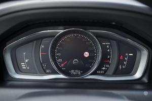 Black Volvo XC60 2017 in Marijampole, with an engine capacity of 1.97 L and mileage of 178 thousand km for 15950 €, photo 20 on AUTOMOTO.COM.LV