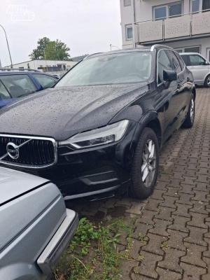 Black Volvo XC60 2017 in Kaunas, with an engine capacity of 2.00 L and mileage of 478 thousand km for 13750 €, photo 6 on AUTOMOTO.COM.LV