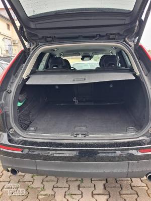 Black Volvo XC60 2017 in Kaunas, with an engine capacity of 2.00 L and mileage of 478 thousand km for 13750 €, photo 11 on AUTOMOTO.COM.LV