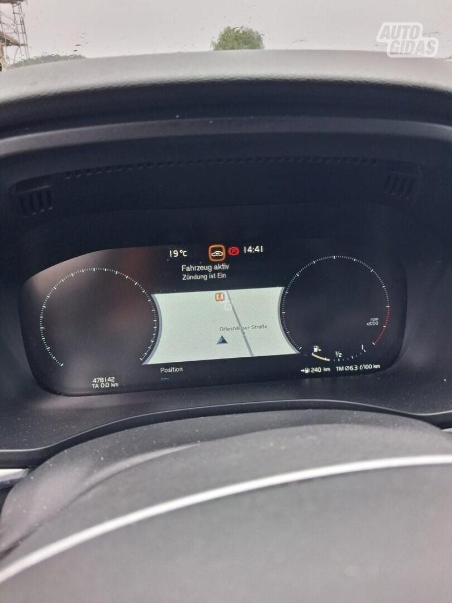 Black Volvo XC60 2017 in Kaunas, with an engine capacity of 2.00 L and mileage of 478 thousand km for 13750 €, photo 12 on AUTOMOTO.COM.LV