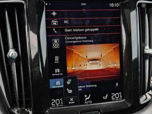 Black Volvo XC60 2017 in Kaunas, with an engine capacity of 1.97 L and mileage of 280 thousand km for 20750 €, photo 15 on AUTOMOTO.COM.LV