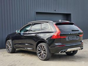 Black Volvo XC60 2017 in Kaunas, with an engine capacity of 1.97 L and mileage of 280 thousand km for 20750 €, photo 26 on AUTOMOTO.COM.LV