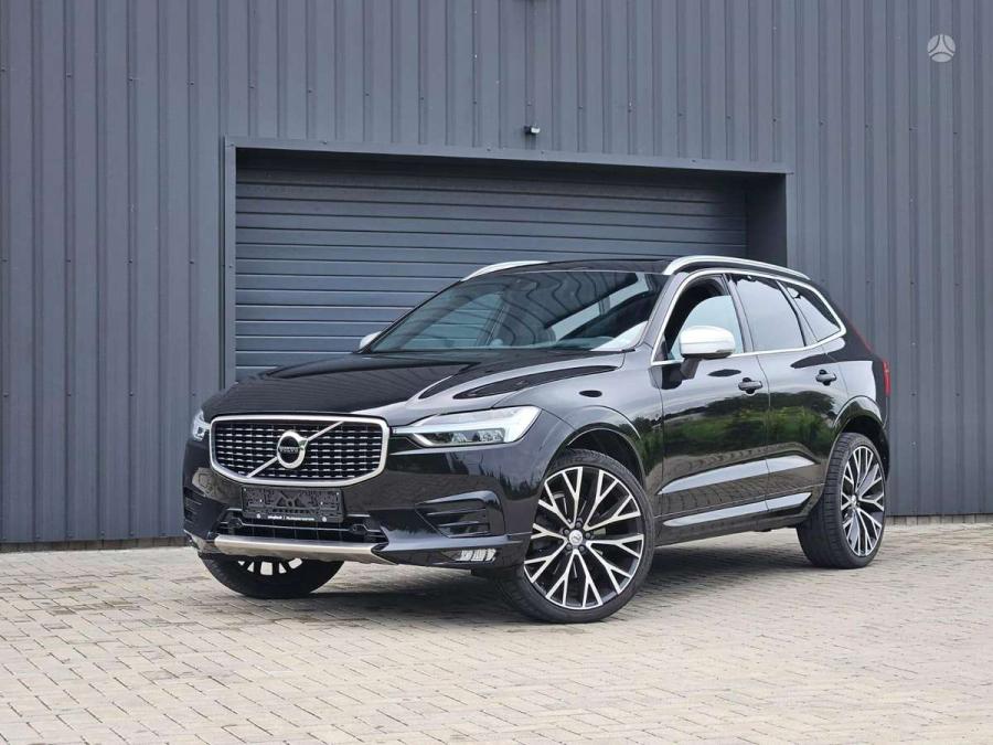 Black Volvo XC60 2017 in Kaunas, with an engine capacity of 1.97 L and mileage of 280 thousand km for 20750 €, photo 28 on AUTOMOTO.COM.LV