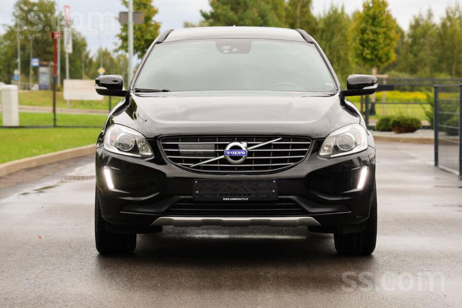Black Volvo XC60 2017 in Jelgava, with an engine capacity of 2.40 L and mileage of 0 thousand km for 15750 €, photo 3 on AUTOMOTO.COM.LV