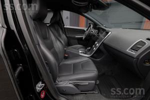 Black Volvo XC60 2017 in Jelgava, with an engine capacity of 2.40 L and mileage of 0 thousand km for 15750 €, photo 13 on AUTOMOTO.COM.LV